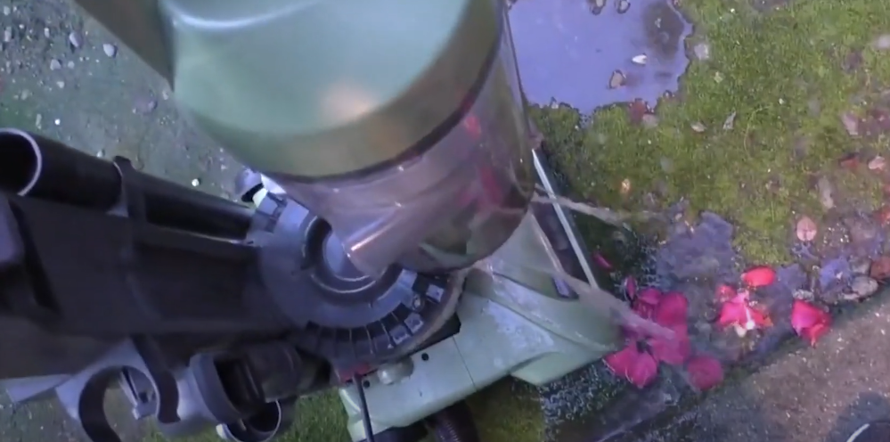 Can You Vacuum Water - Things You Must Know - Cleansefy